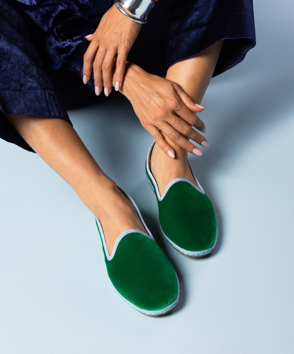 The Heron | Kelly Green Velvet | Women's Flats | Birdies